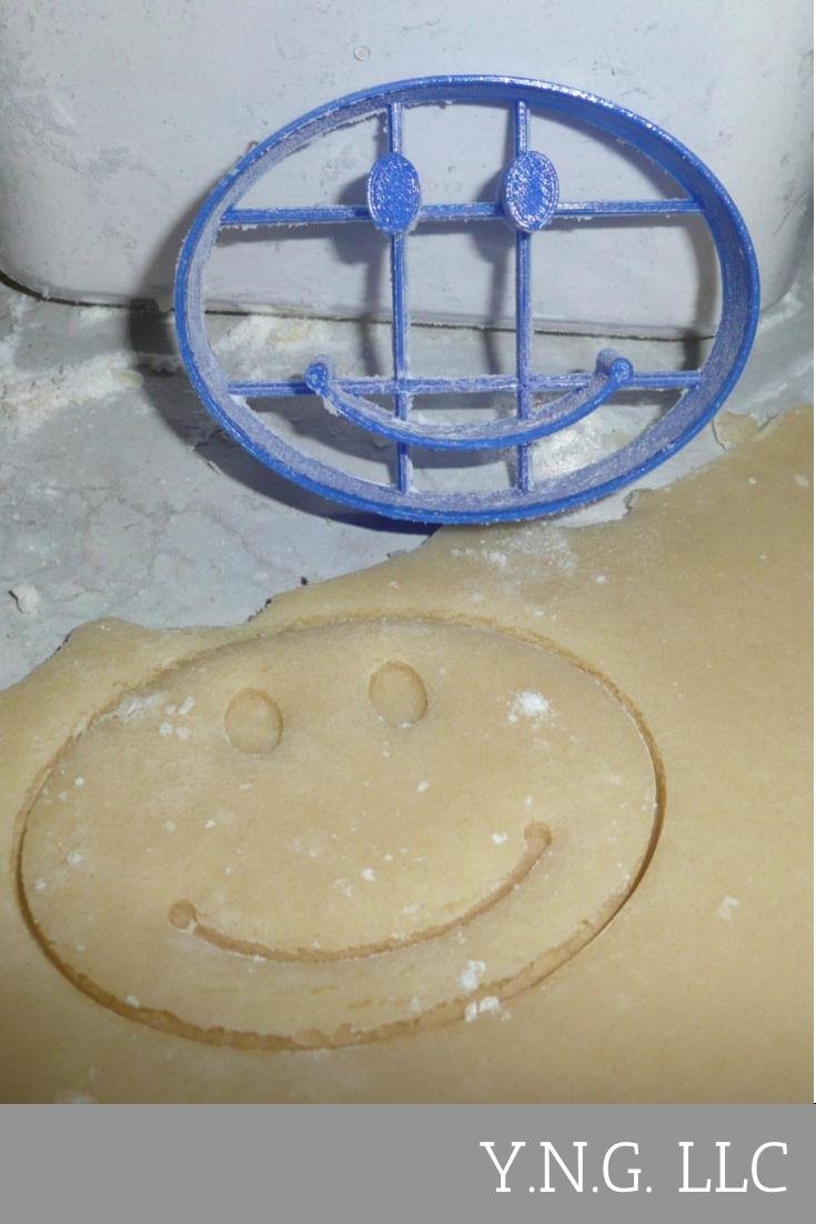 Smiley Face Emoji Happy Smile Emoticon Special Occasion Cookie Cutter ...