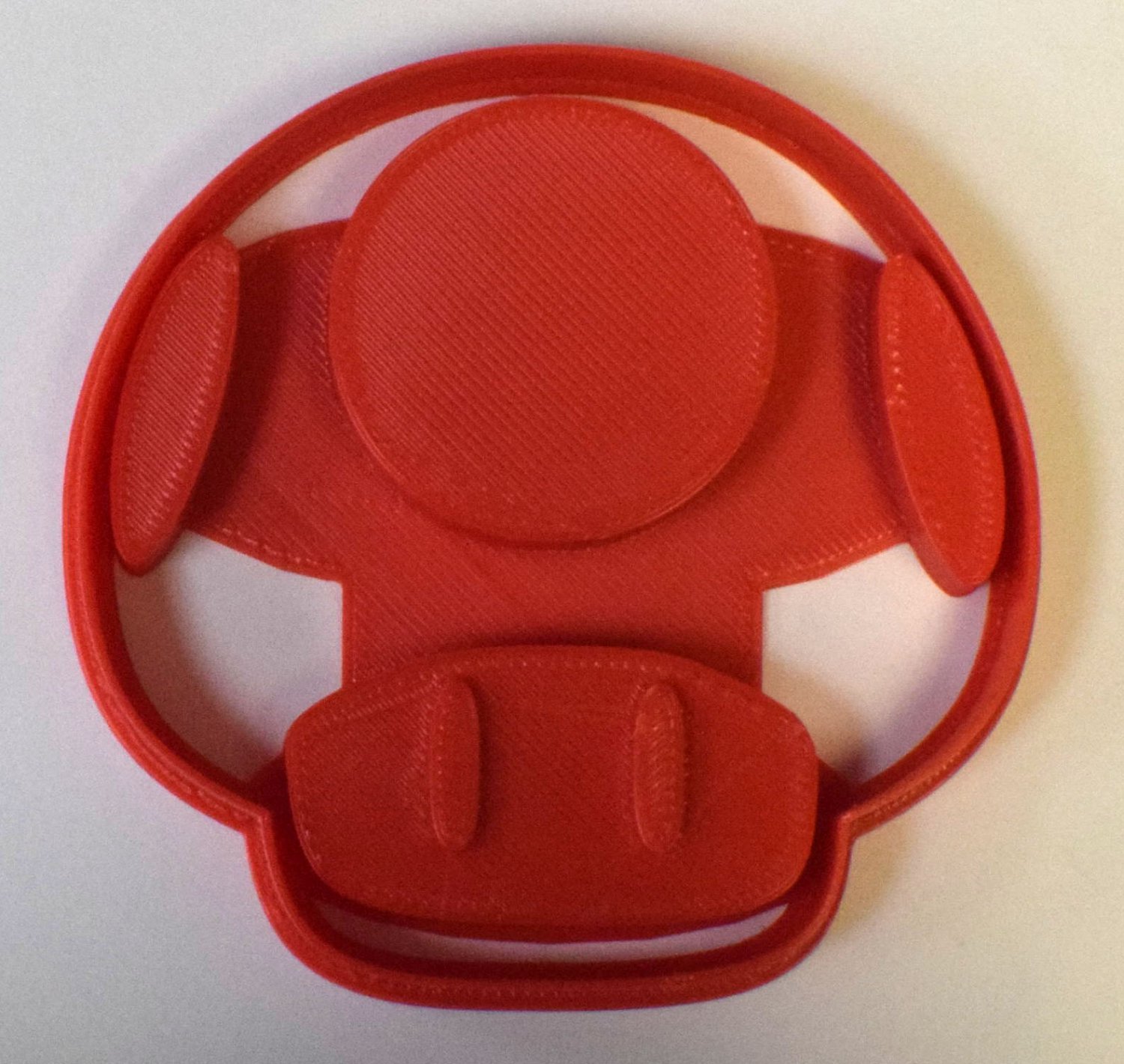 SUPER MARIO MUSHROOM TOAD NINTENDO VIDEO GAME COOKIE CUTTER USA PR556