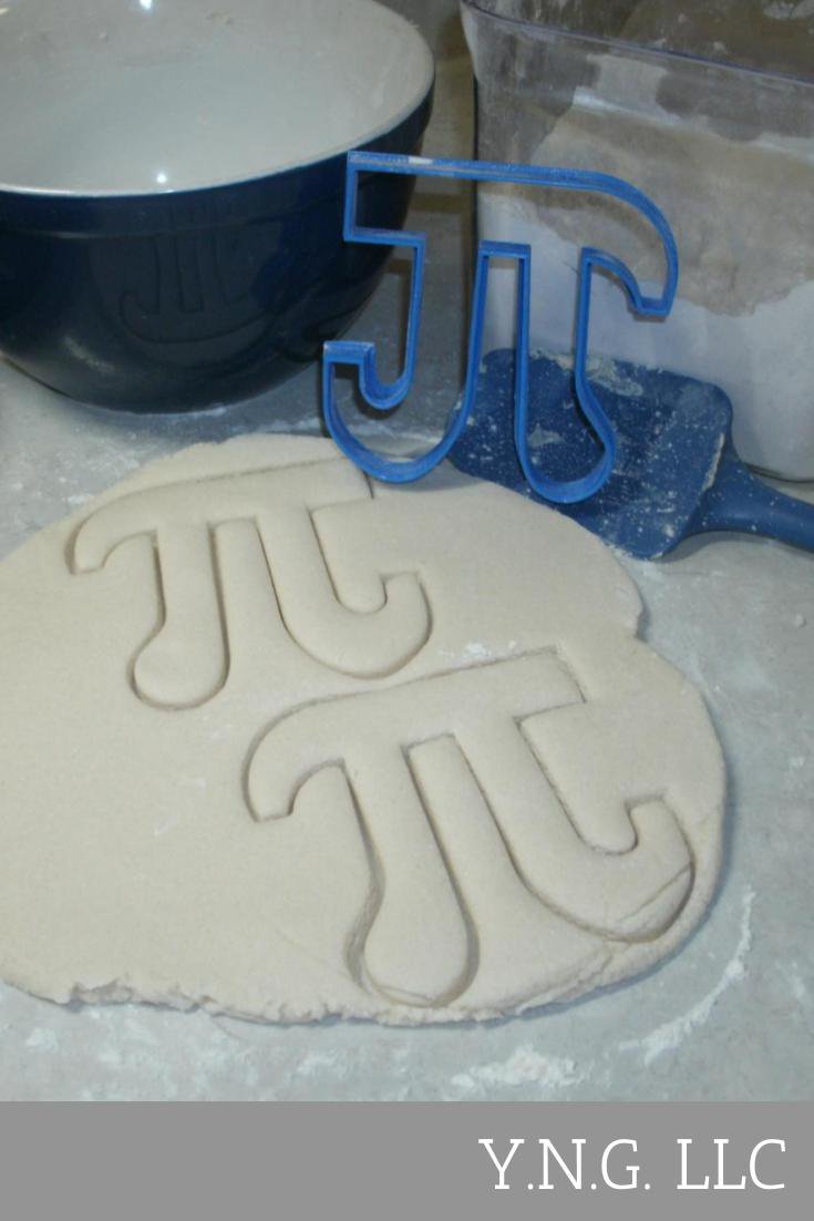 PI 3.14 SYMBOL MATH CIRCLE CIRCUMFERENCE DIAMETER COOKIE CUTTER USA PR610
