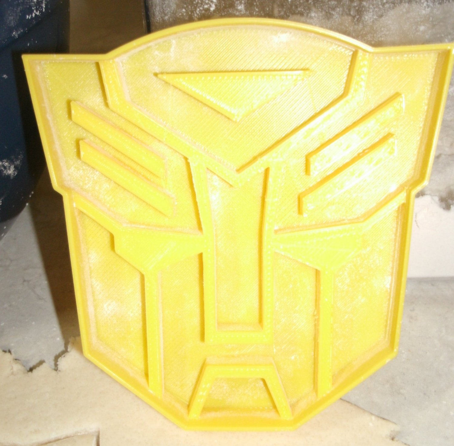BUMBLEBEE YELLOW CAMARO AUTOBOT TRANSFORMER CHARACTER COOKIE CUTTER USA ...