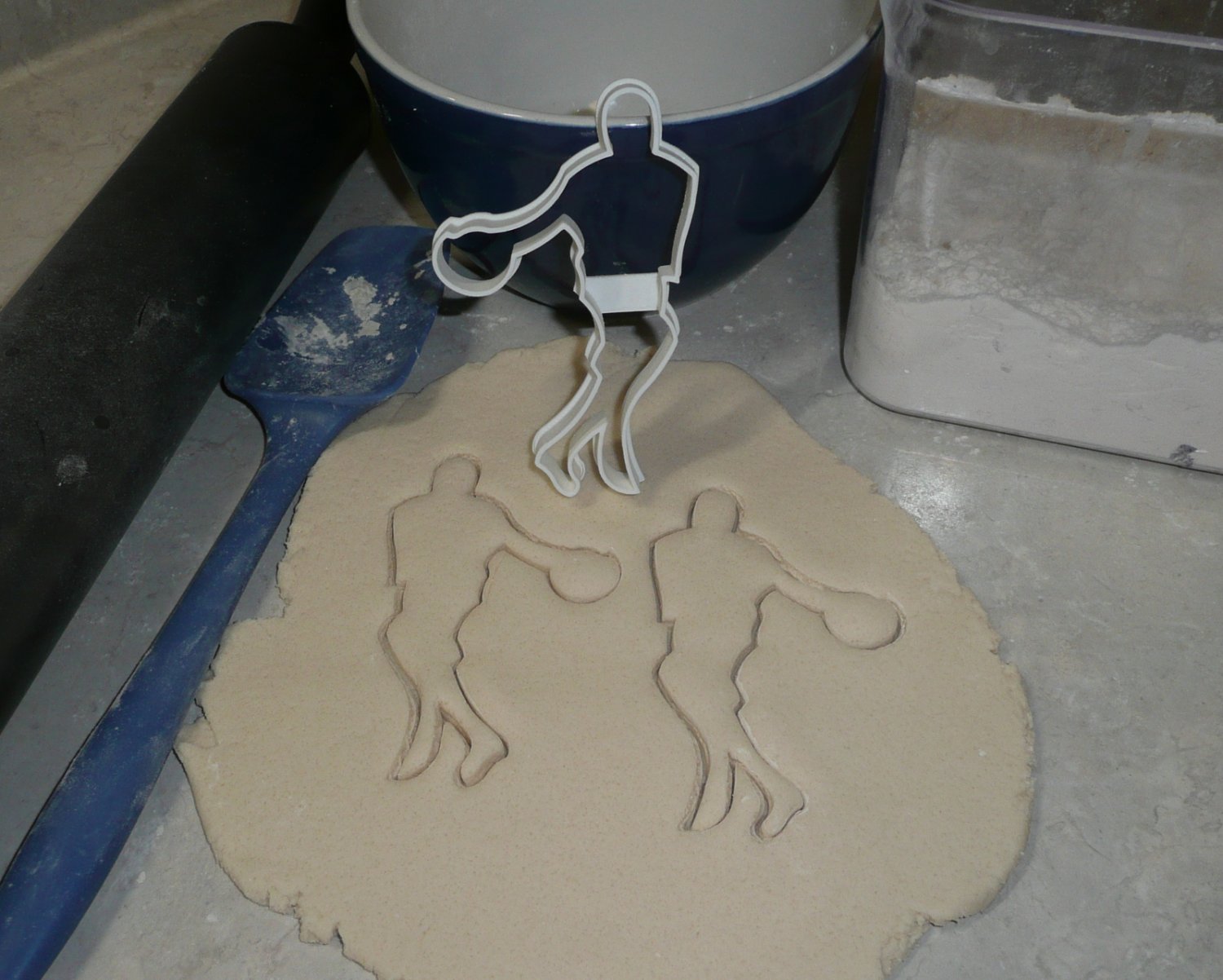 BASKETBALL PLAYER SHOOTING BALL JUMP SHOT TEAM NCAA NBA COOKIE CUTTER ...