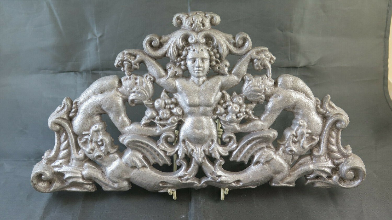 Old Bas-Relief Sculpture Frieze Decorative in Alluminiio Artisan CH28
