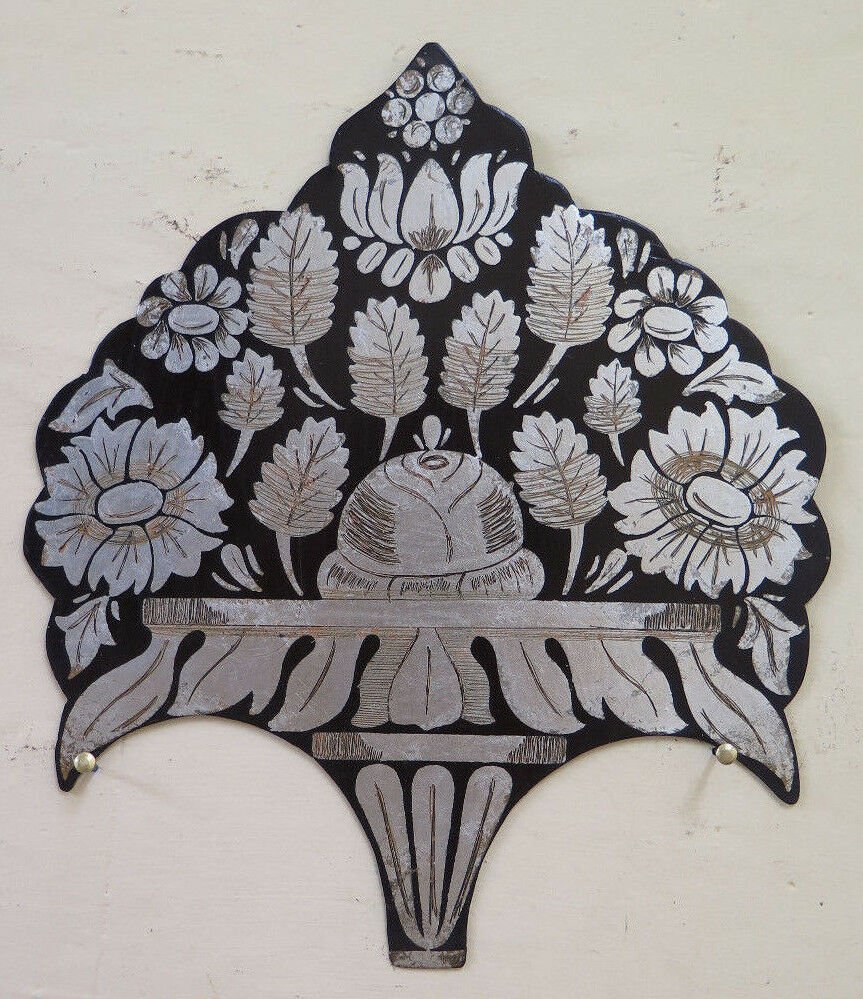 Antique Incision A Engraving On Iron Painted With Designs Floral Frieze ...