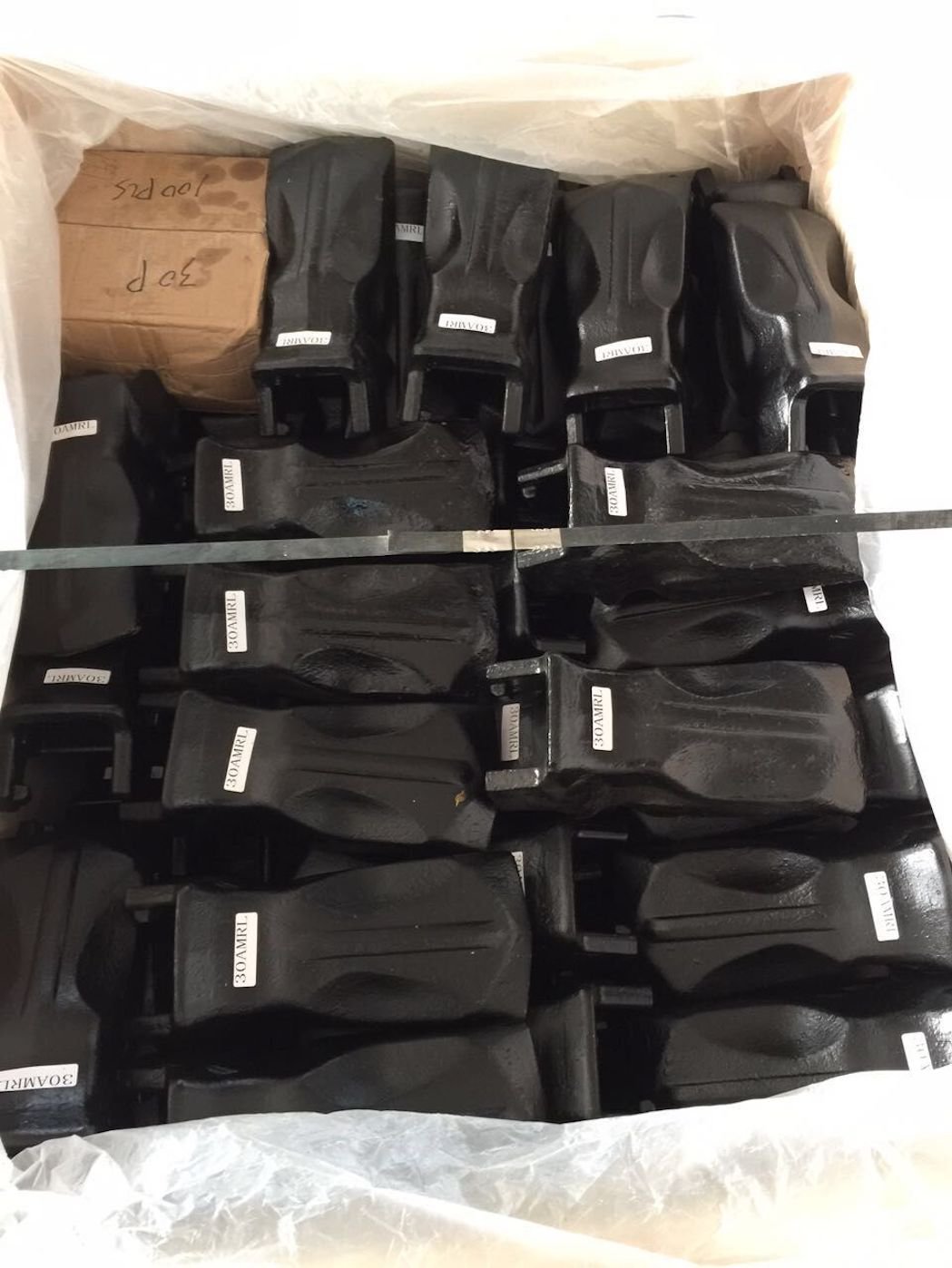 VOLVO LOADER BUCKET TOOTH