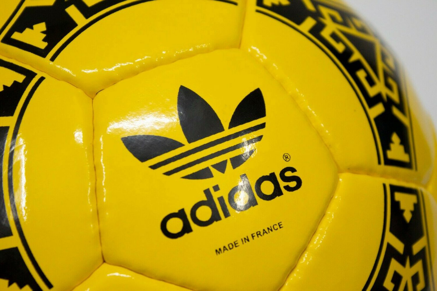 ADIDAS AZTECA FOOTBALL | OFFICIAL MATCH BALL SOCCER | FIFA WORLD CUP ...
