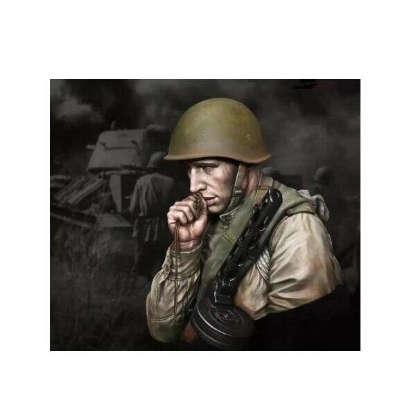 1/10 BUST WW2 Soviet Soldier''One More Battle'' Figures Resin Kit Unpainted