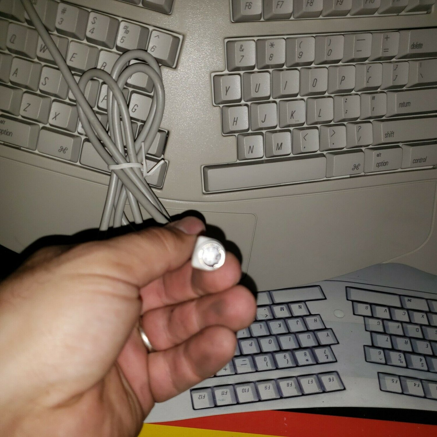 Adesso Tru-Form Apple Macintosh Ergo ADB MAC Keyboard mouse ADB Ports ...