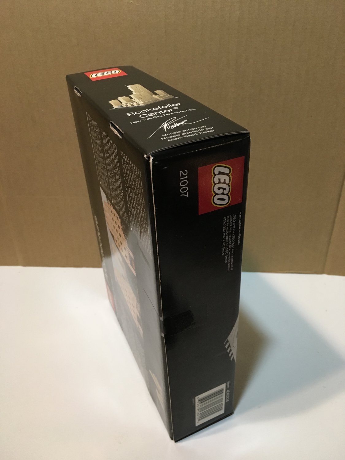 Lego Architecture 21007 Rockefeller Center Sealed Disconinued Retired