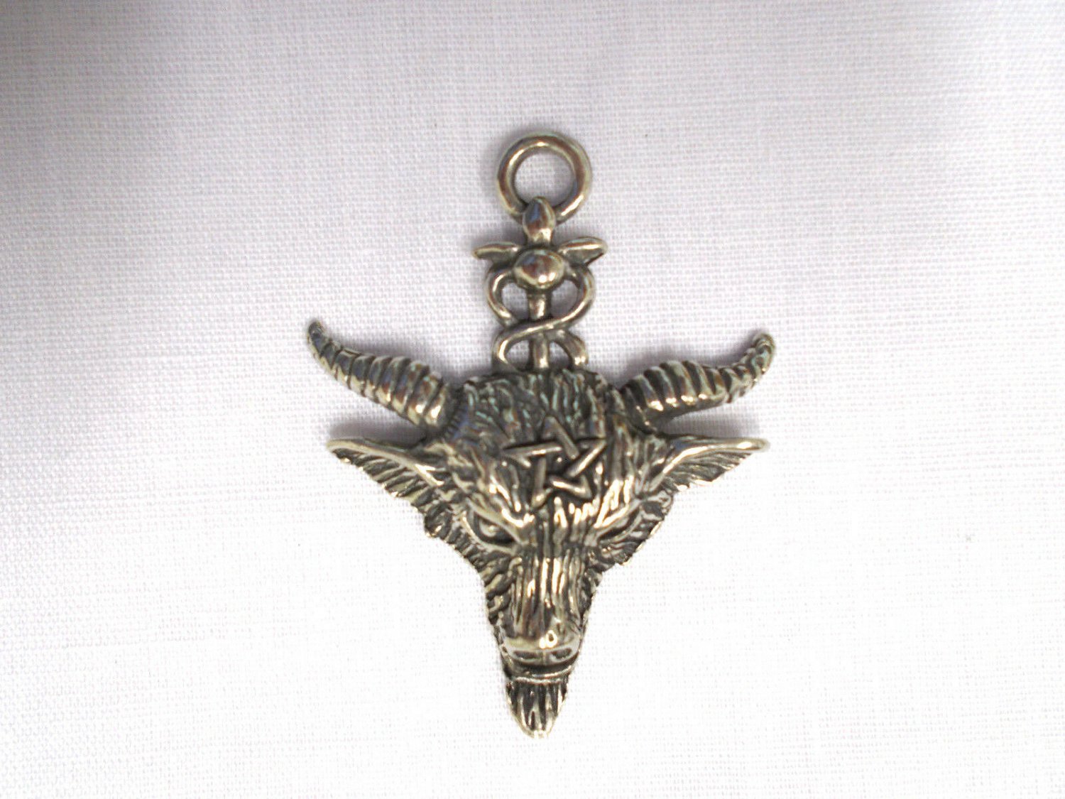 Evil Baphomet Goat Head Devil with Occult Pentagram Star Pewter Pendant ...