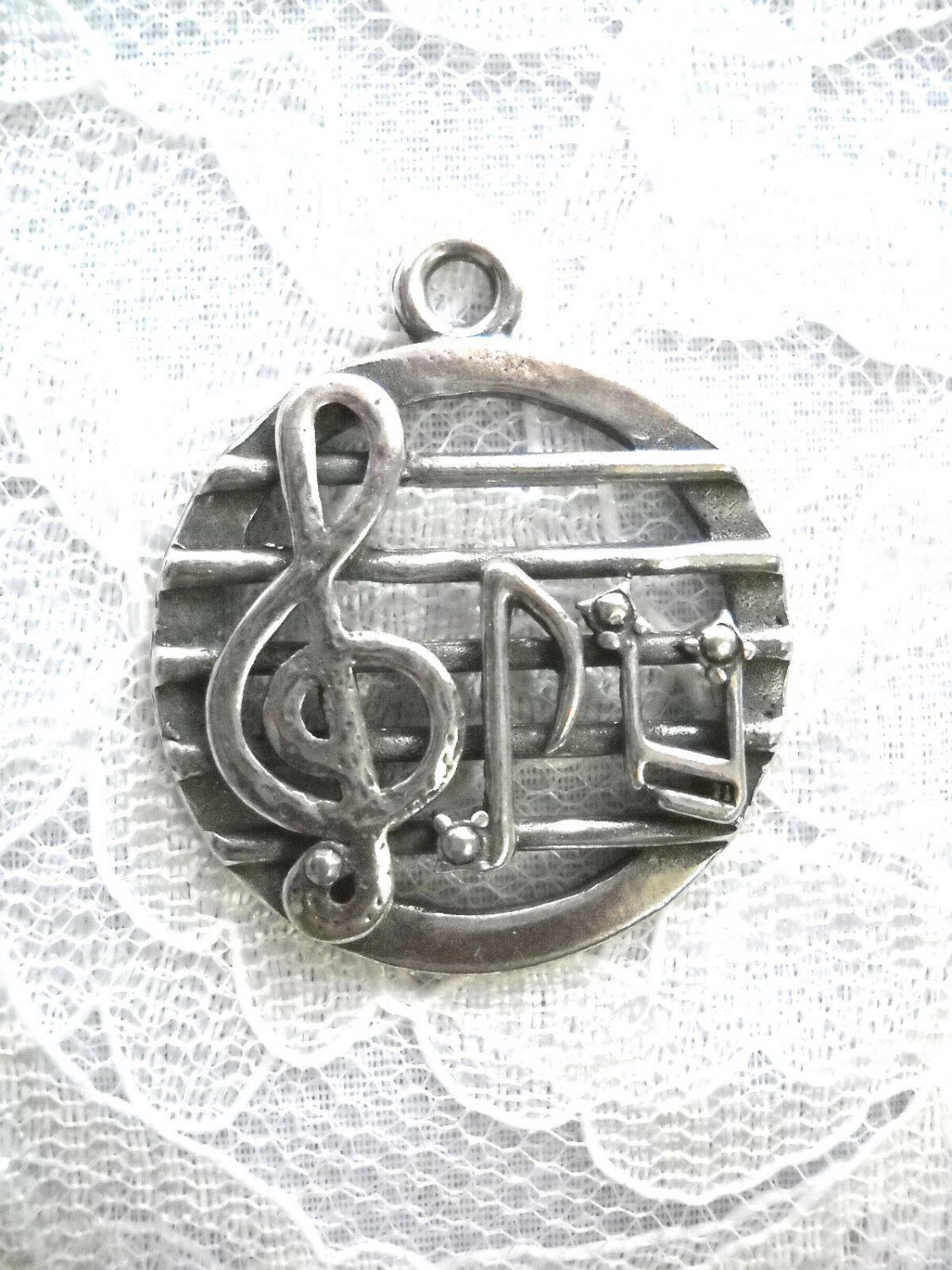 LARGE SHEET MUSIC G CLEF MUSIC NOTE BARS USA PEWTER PENDANT ADJ NECKLACE