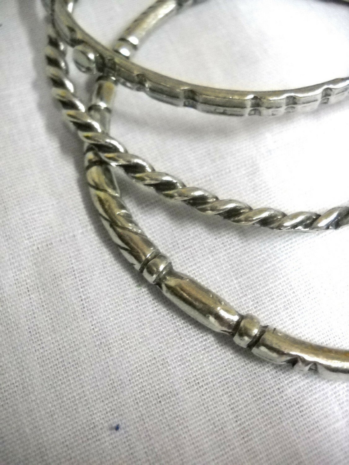 SET OF 3 DECORATED ASSORTED DESIGNS HAND CAST PEWTER BANGLE JINGLE ...