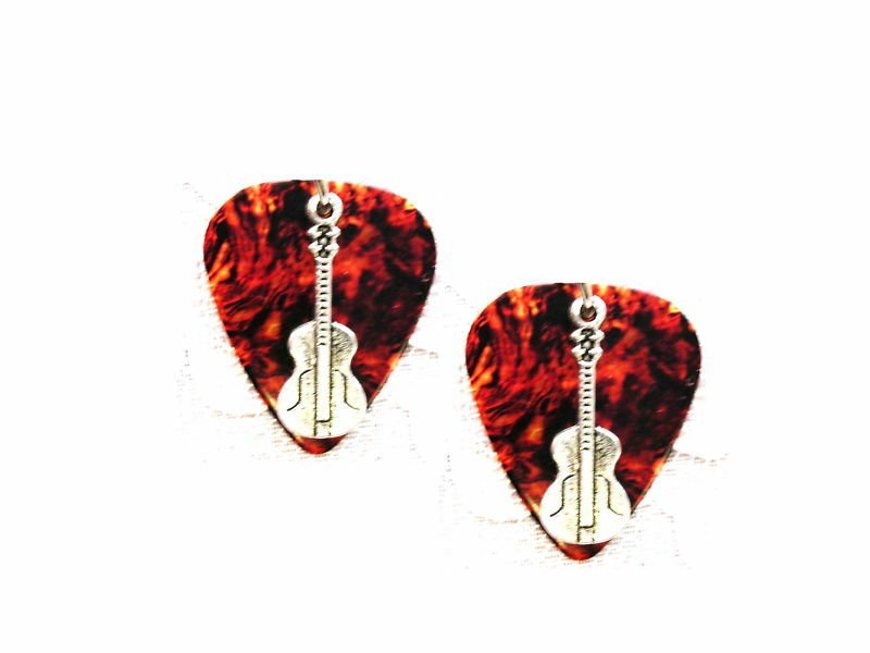 BROWN TORTOISE SHELL GUITAR PICK with ALLOY CLASSICAL GUITARS EARRINGS