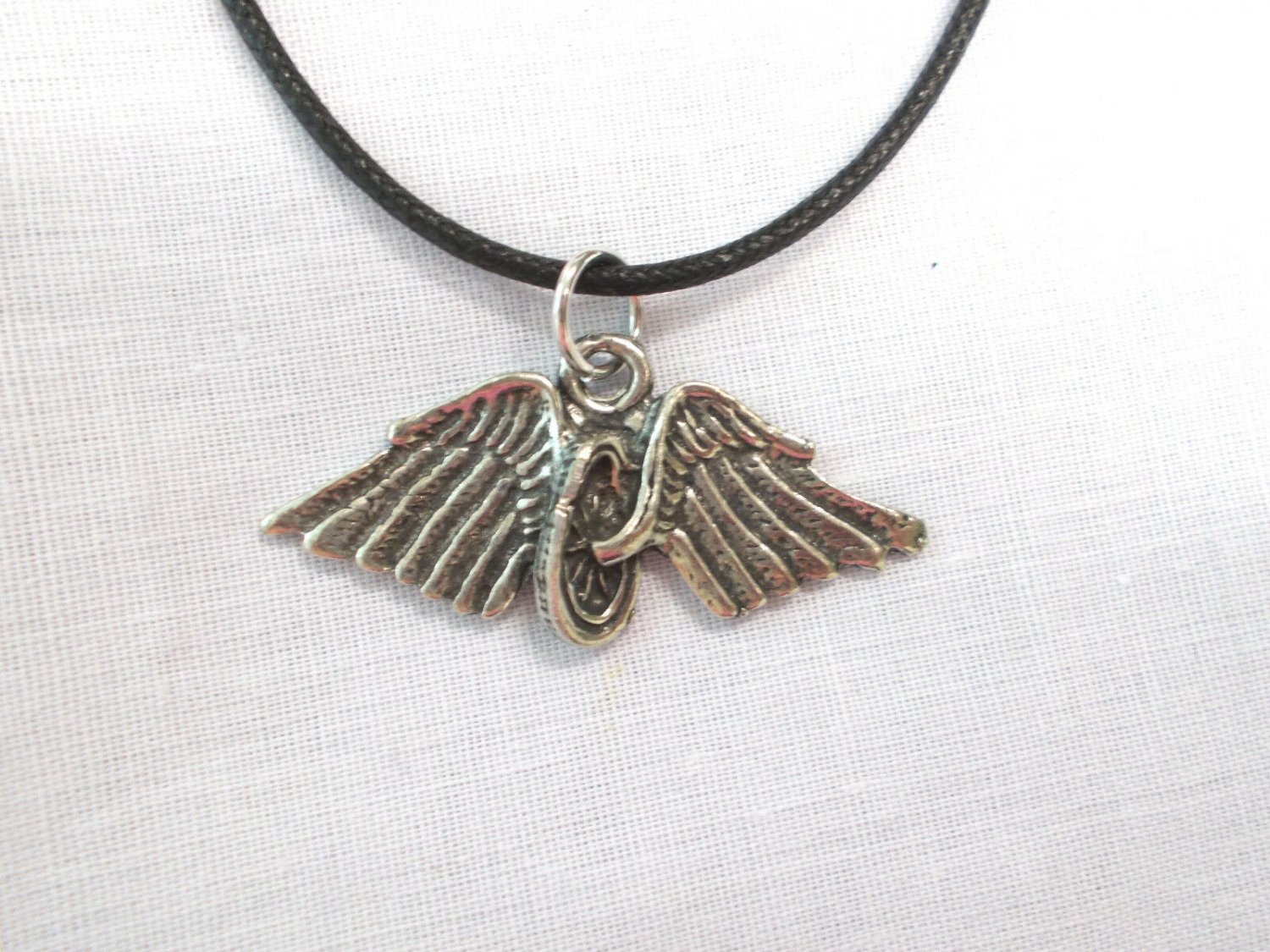 FALLEN BIKER IN MEMORY OF ANGEL WINGS MOTORCYCLE TIRE PEWTER PENDANT ...