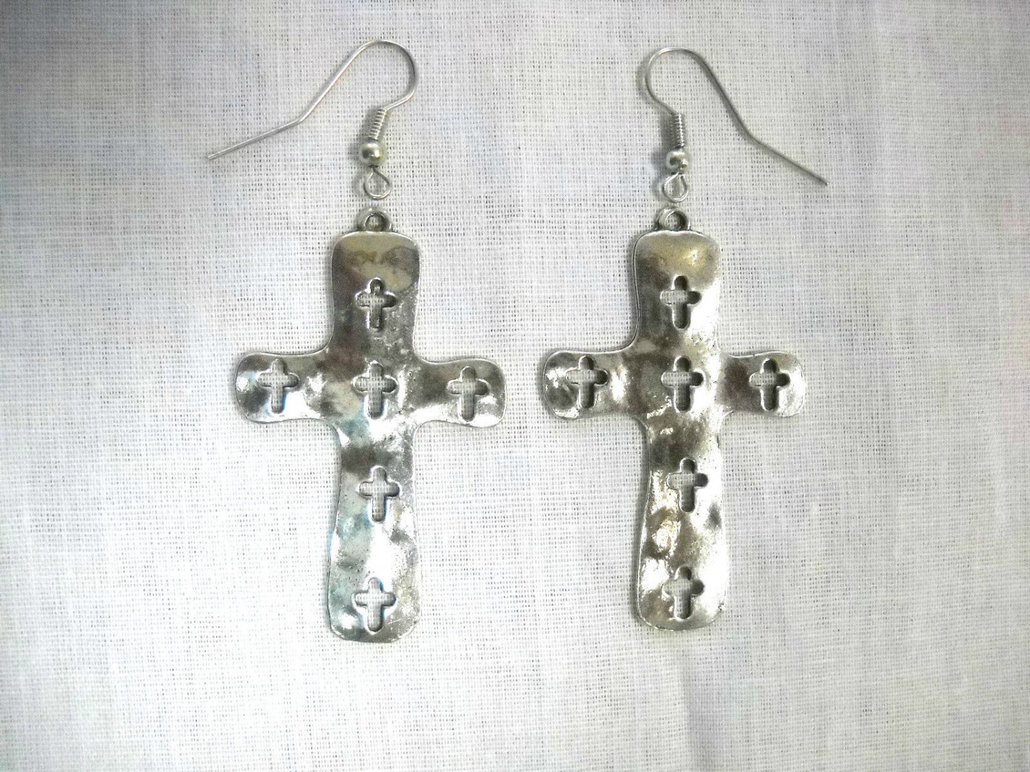 RELIGIOUS CHRISTIAN CROSS w 6 CUT OUT CROSSES CAST USA PEWTER PENDANT ...