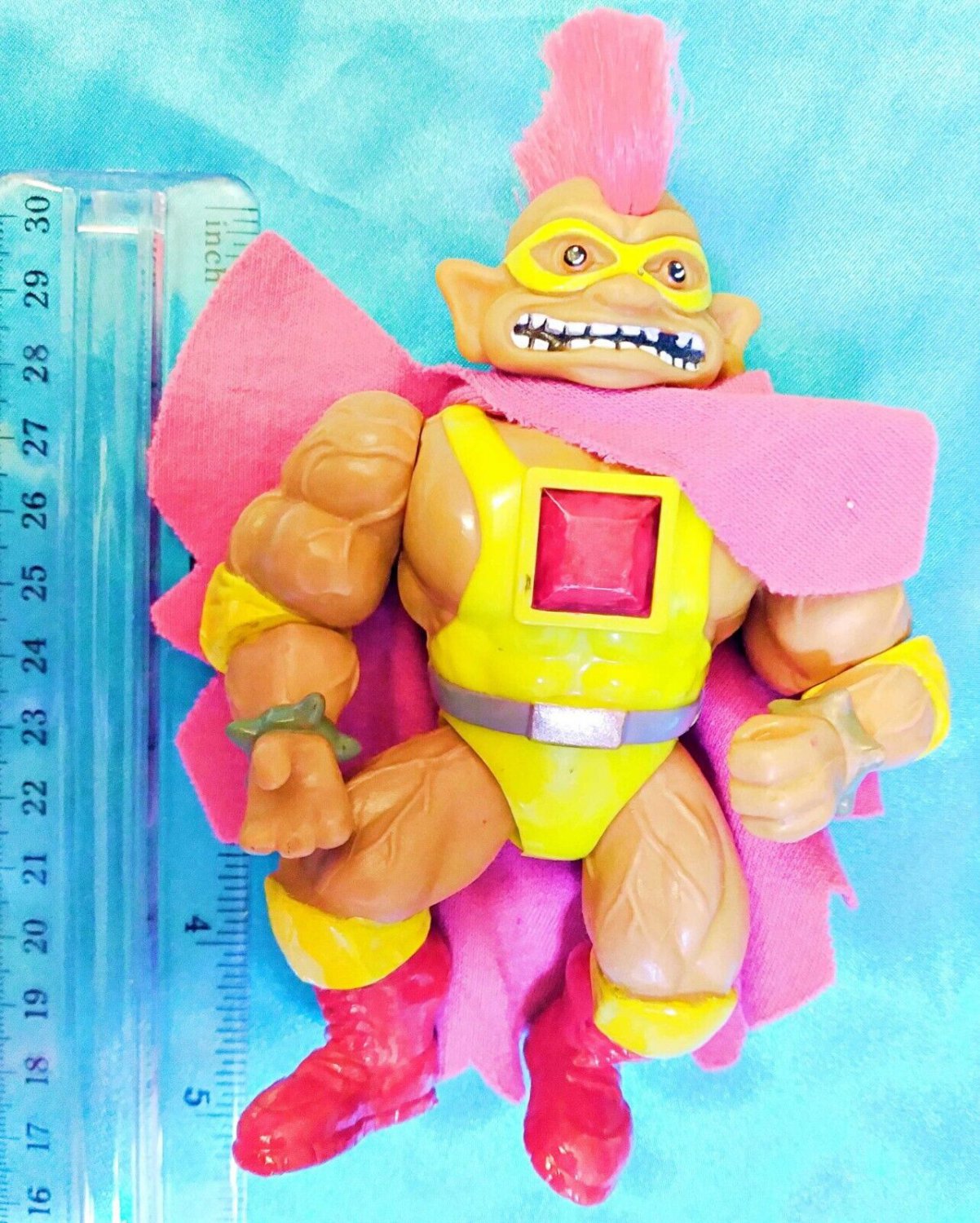 Stone Protectors Maxwell Troll Wrestler Chester w/Gem Chest & Cape ...