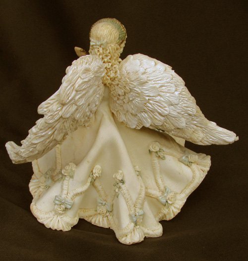 United Design Corp angel with mandolin rosettes on gown 1992 figurine UDC