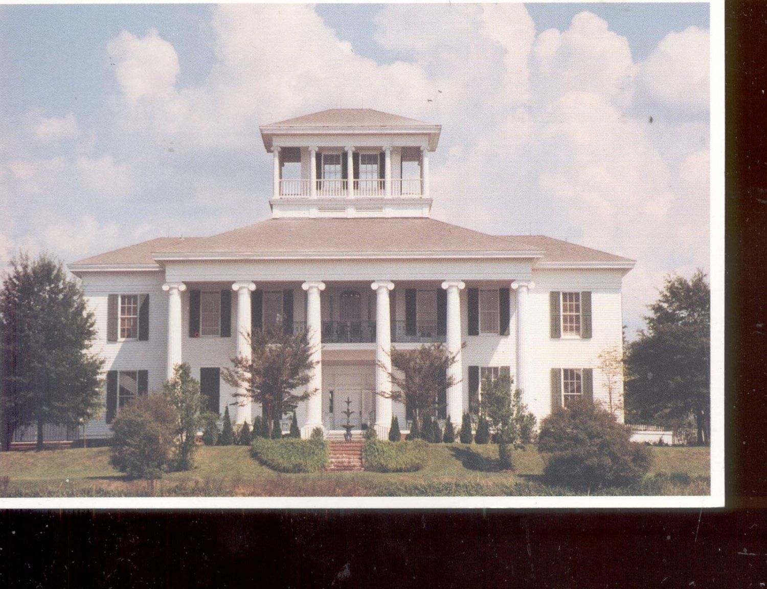 Tom Bevill Visitor Center Pickensville, Alabama Postcard ( # 897)