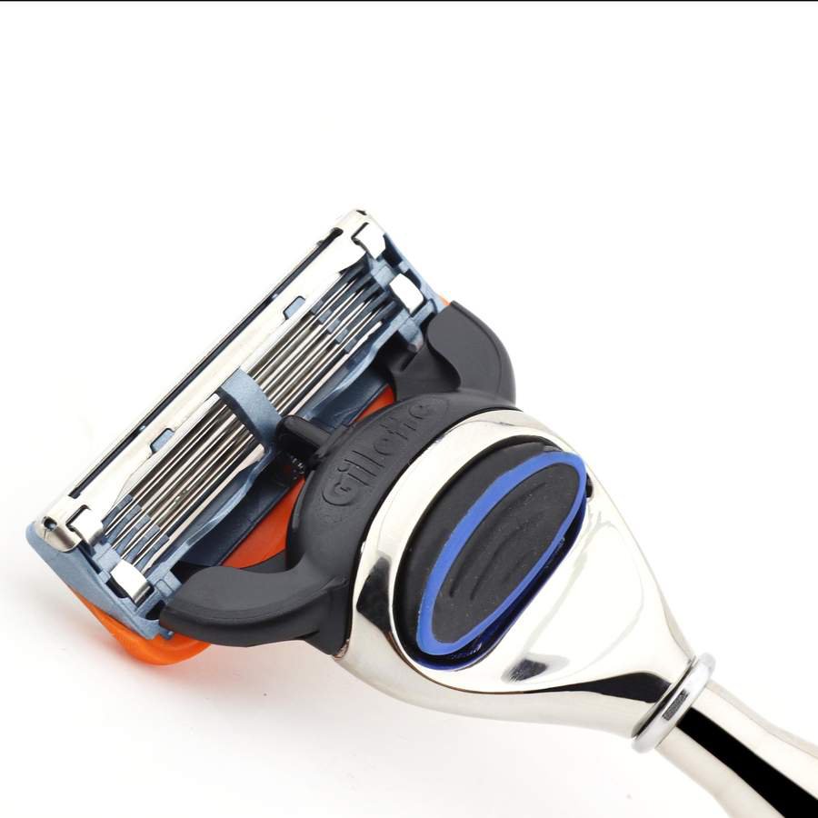 Top Rated Fusion Razor with Resin Handle in Yellow Color