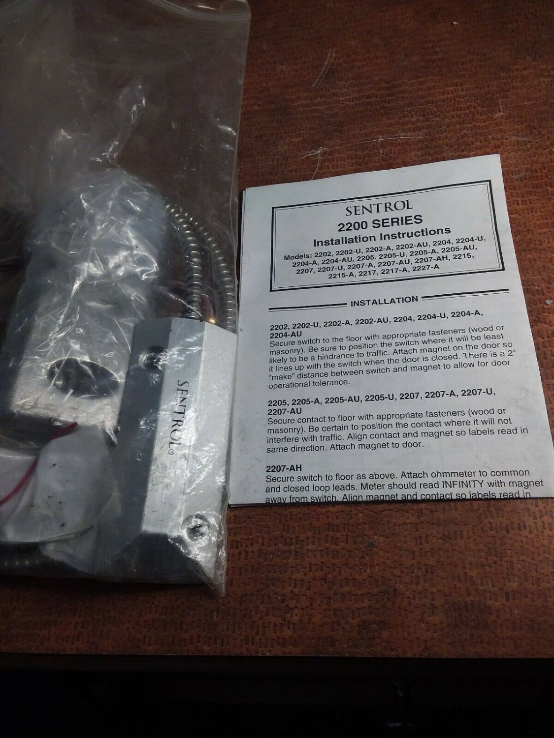 Sentrol 2507A-L & 2200 Magnetic Surface Mount Door Contact z3