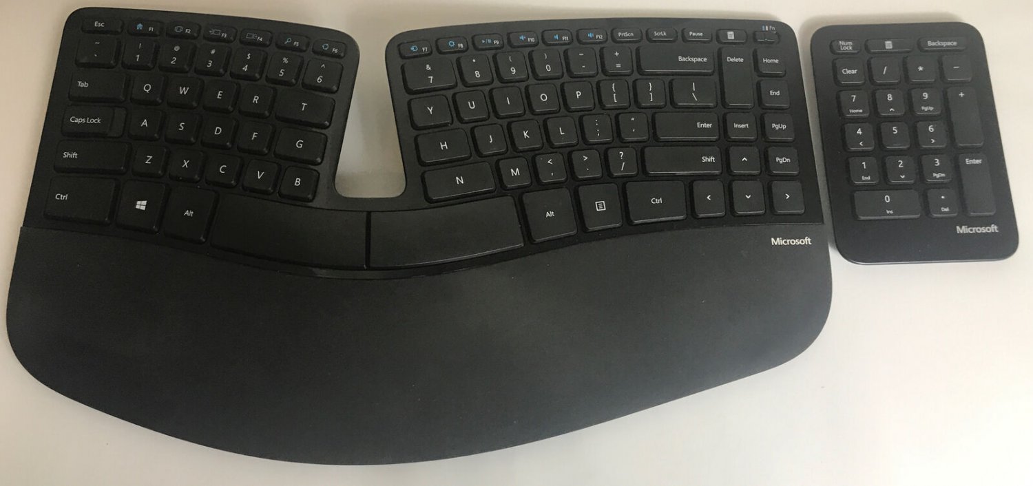 Microsoft Sculpt Ergonomic Wireless Keyboard for Business, Black #5KV-00001
