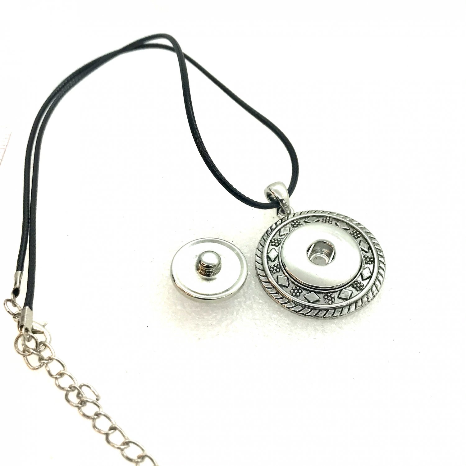 Round Pendant 20mm handmade Snap Necklace 18mm Snap Jewelry
