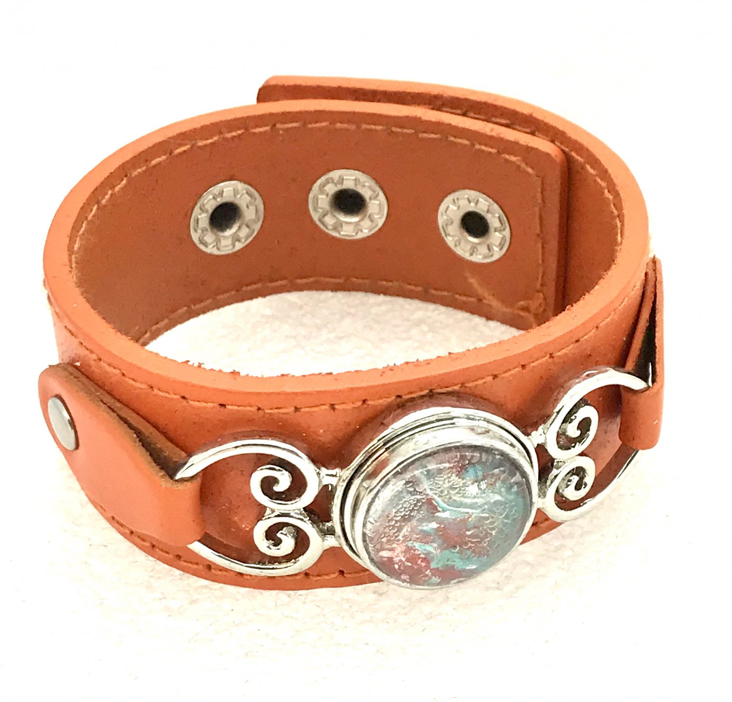 Leather bracelet Hand Painted Ginger snaps Buttons 18-20mm Fast Shipping