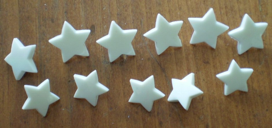 White Star Buttons Plastic Lot 11 Vintage Children Sewing Crafts 15mm 13mm