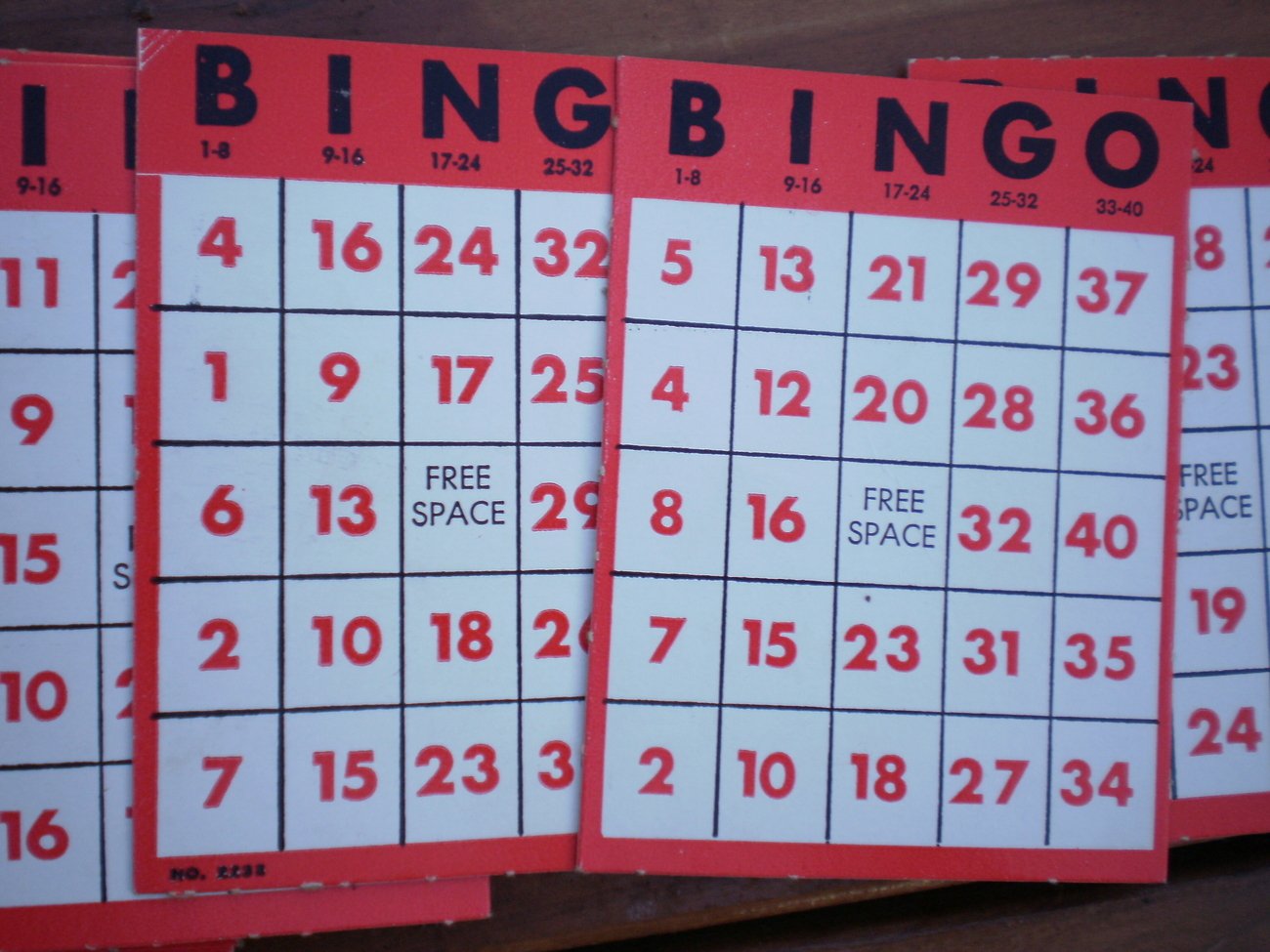 Bingo Cards Markers Tokens Plastic Lot Vintage Game Parts