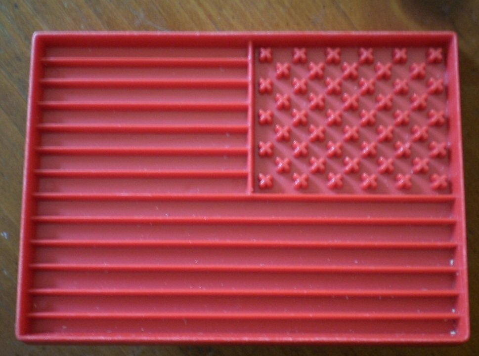 US Flag Cookie Cutter American USA Red Plastic Vintage 10.5 x 7.5cm