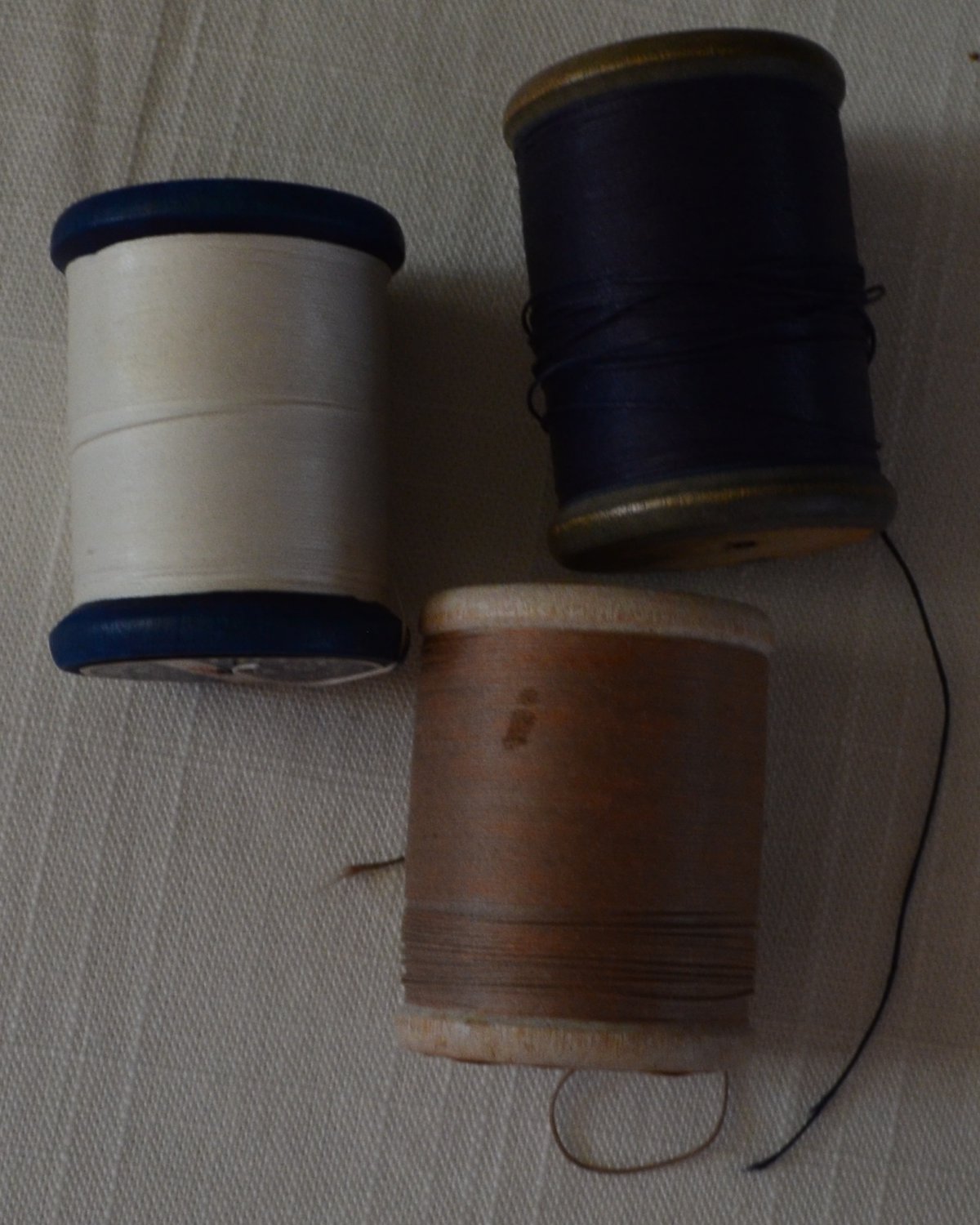 Lot 3 Vintage Button and Carpet Thread Wooden Spools Coats & Clarks ...