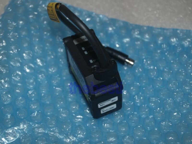 New Keyence IL-065 Photoelectric Sensor In Box
