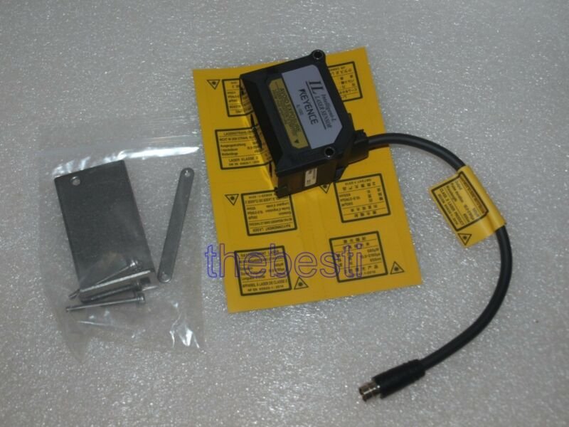 New Keyence IL-100 Sensor In Box