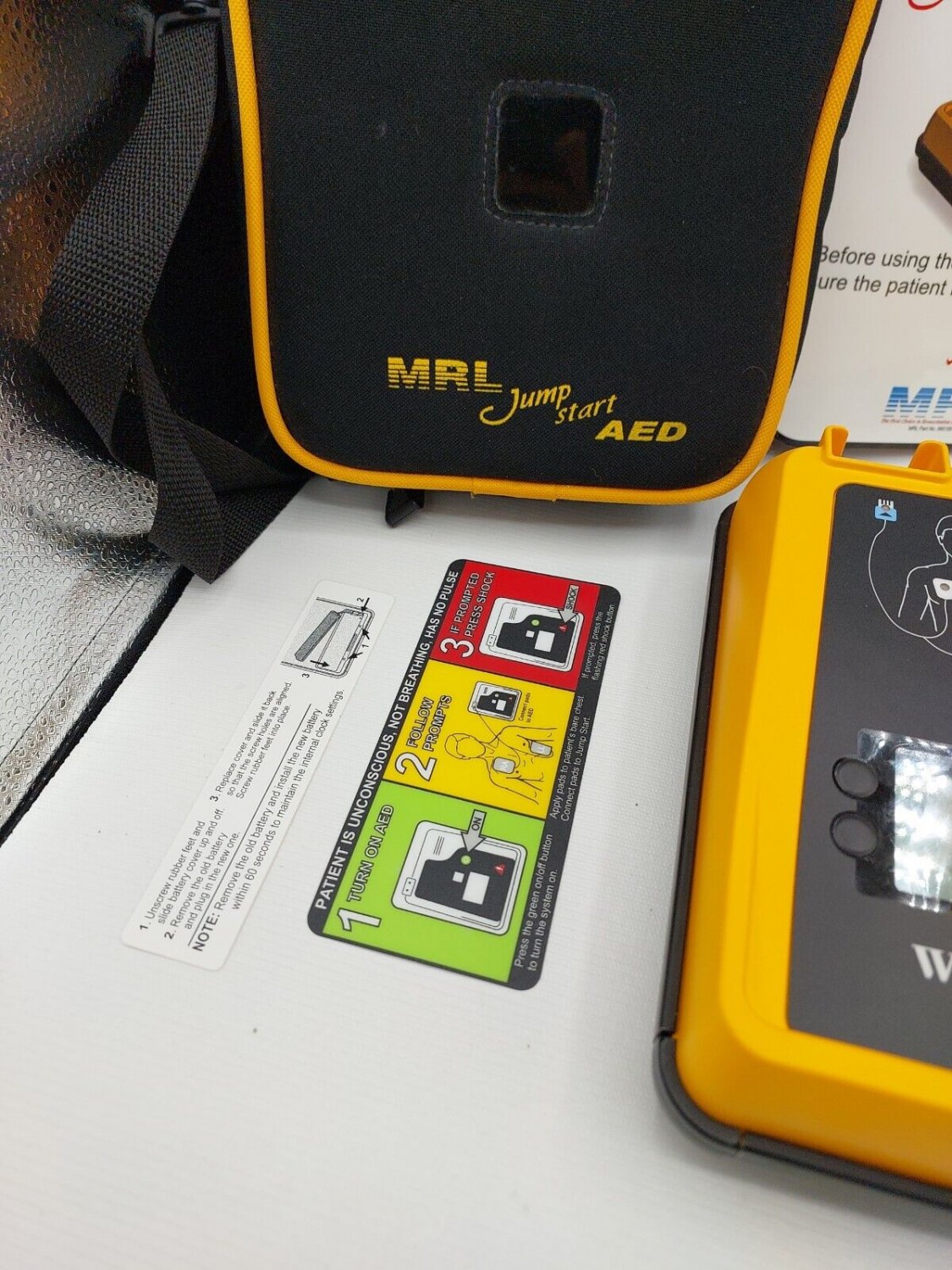 Welch Allyn AED10 Defibrillator AED 1970300 w/Soft Case & Manual PARTS ...