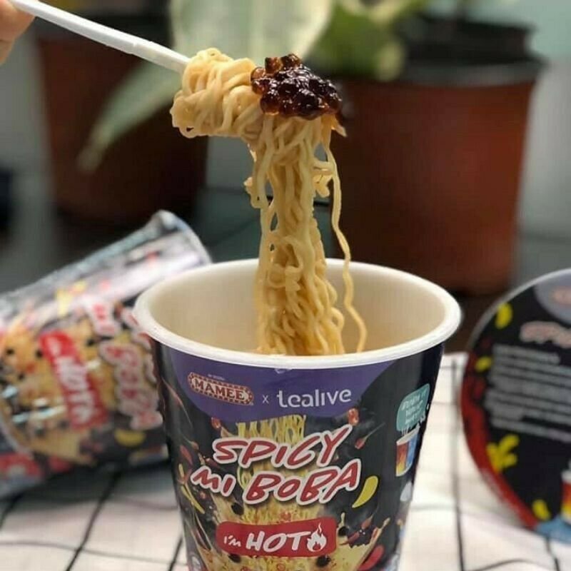 MAMEE SPICY MI BOBA Instant Ramen Noodle with Boba Milk Tea 98g LIMITED