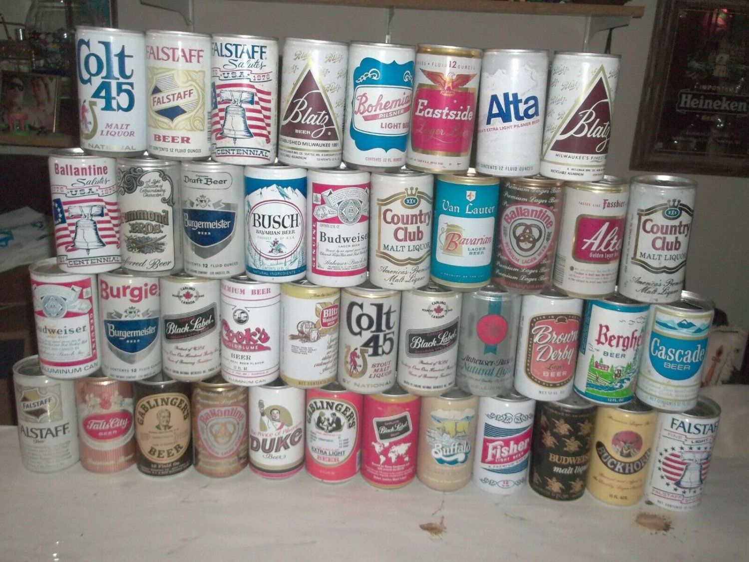 HUGE LOT OF 64 VINTAGE 50s & 60s BEER CANS PULL TABS 44 DIFFERENT LABELS