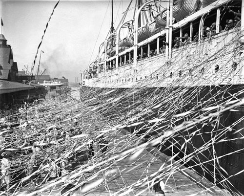 White Star Line SS Ceramic Departing Millers Point With Crowds and ...