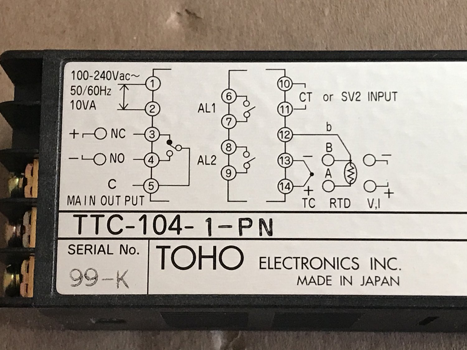 TOHO Electronics TTC-104-1-PN Digital Temperature Controller