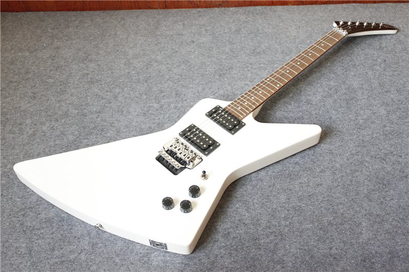 Gibson Explorer White guitar replica
