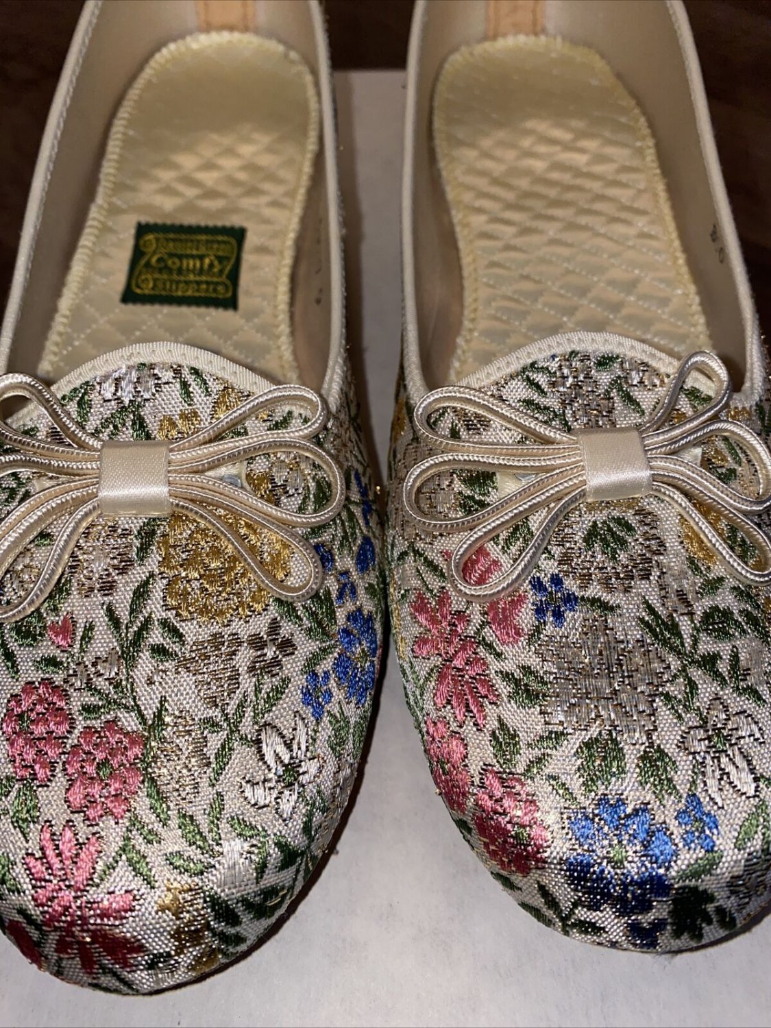 Vintage Daniel Green Lotus Slippers Floral Brocade Tapestry House Shoes ...