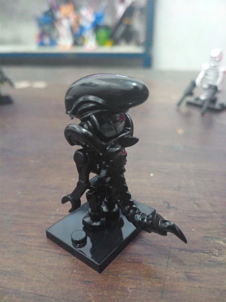 Custom Xenomorph Alien Minifigure | Lego Alternative Minifig Moc ...