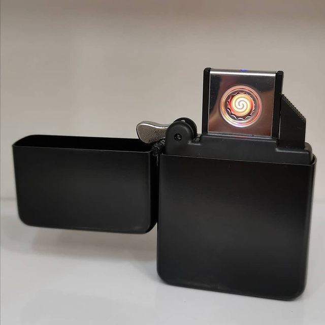 Liverpool Fc - Electronic Windproof USB Electric Lighter - Rechargeable