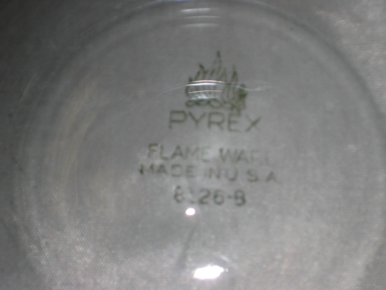 Pyrex Flameware 6 Cup Teapot 8126-B with Black Band & Lid