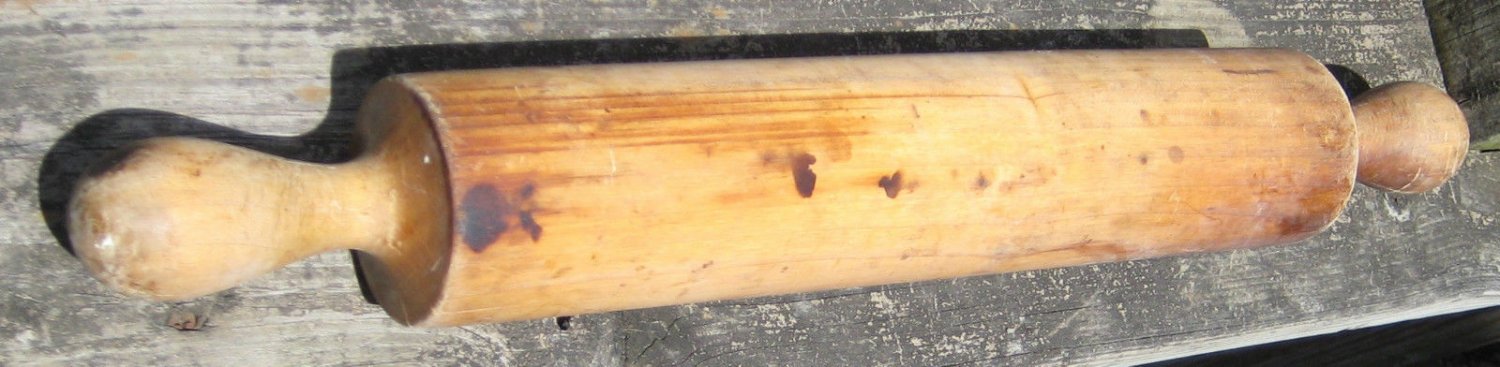 ANTIQUE PRIMITIVE OLD FARM WOOD TURNED DOUGH ROLLING PIN EARLY PATINA