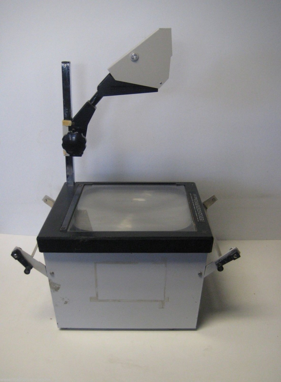 Projector Apollo 6 Overhead Projector Works Needs More Cleaning