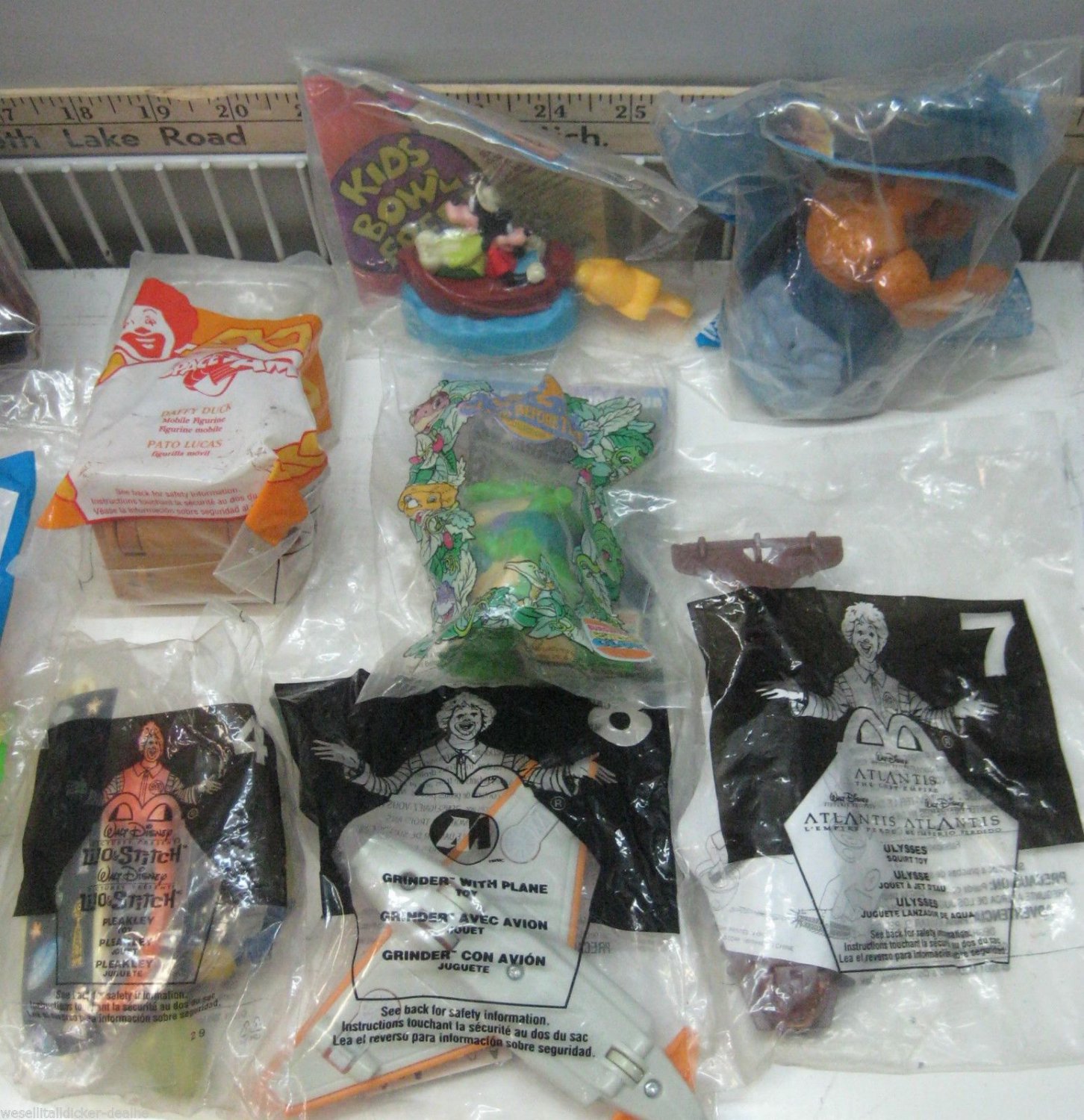 Mixed Lot of Happy Meal Toys All Sealed Hardees Burger King Wendy's ...