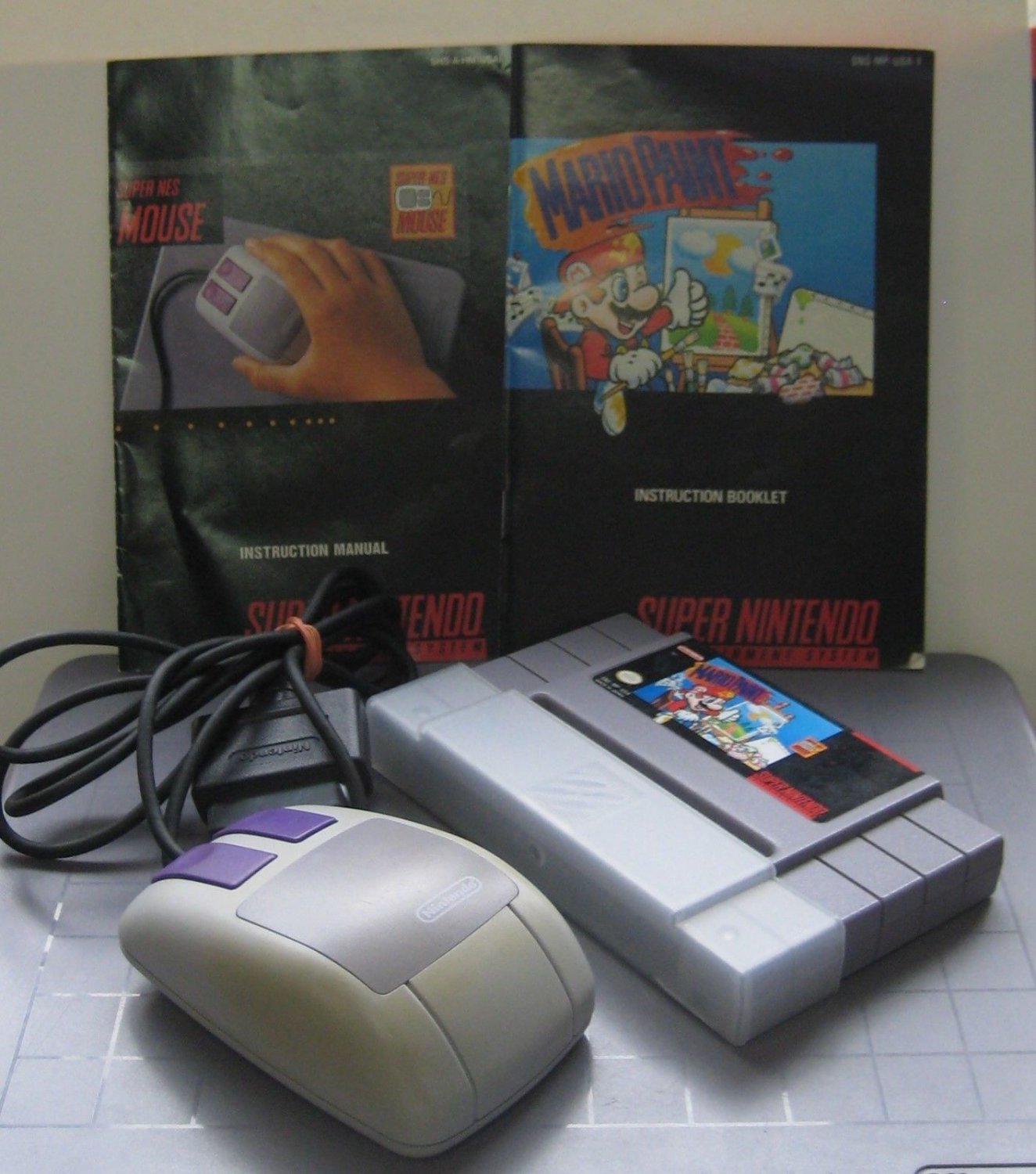 Nintendo SNES Mario Paint Game, Mouse and PAD and Both Manuals