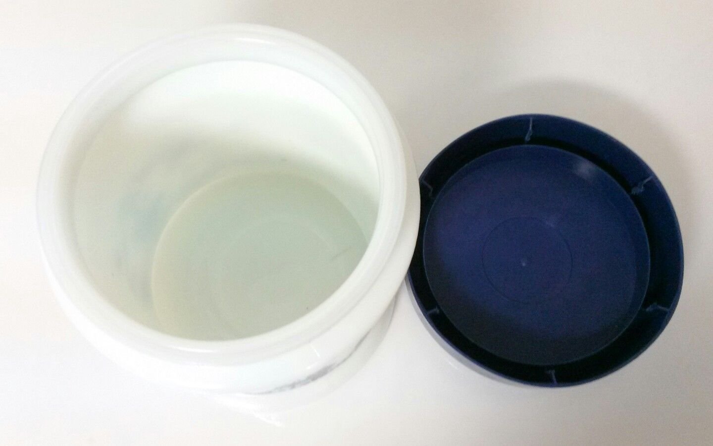 Milk Glass Humidor Tobacco Storage Jar White Canister Delft Blue Dutch ...