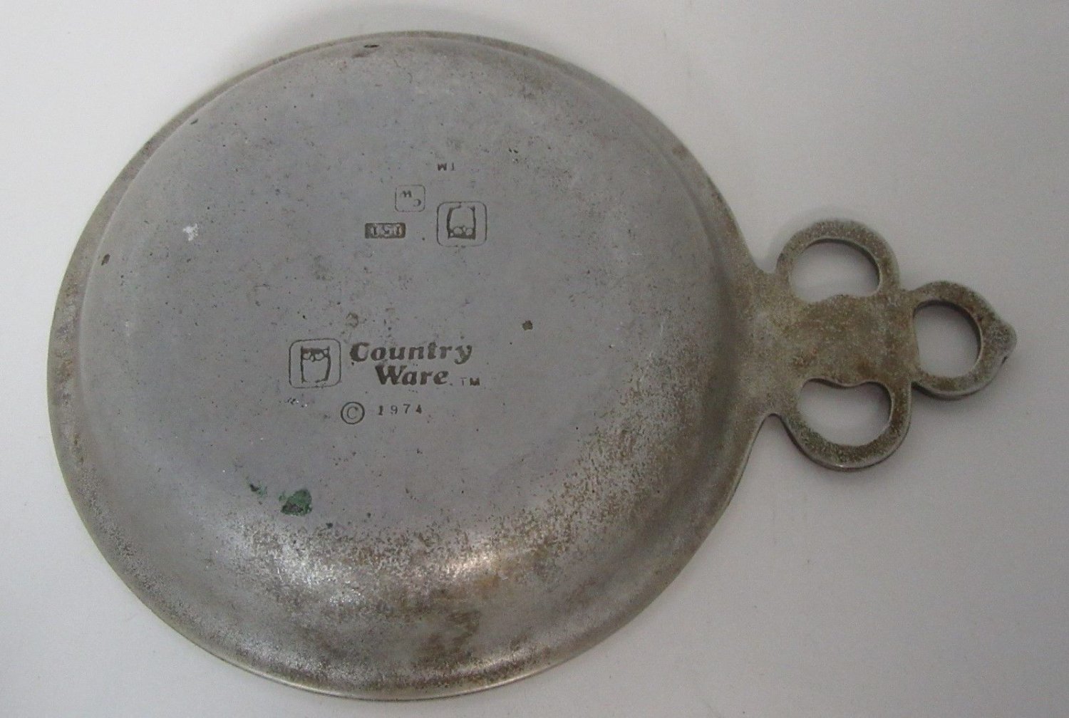 Vintage 1974 COUNTRY WARE PEWTER 6'' PORRIDGE BOWL