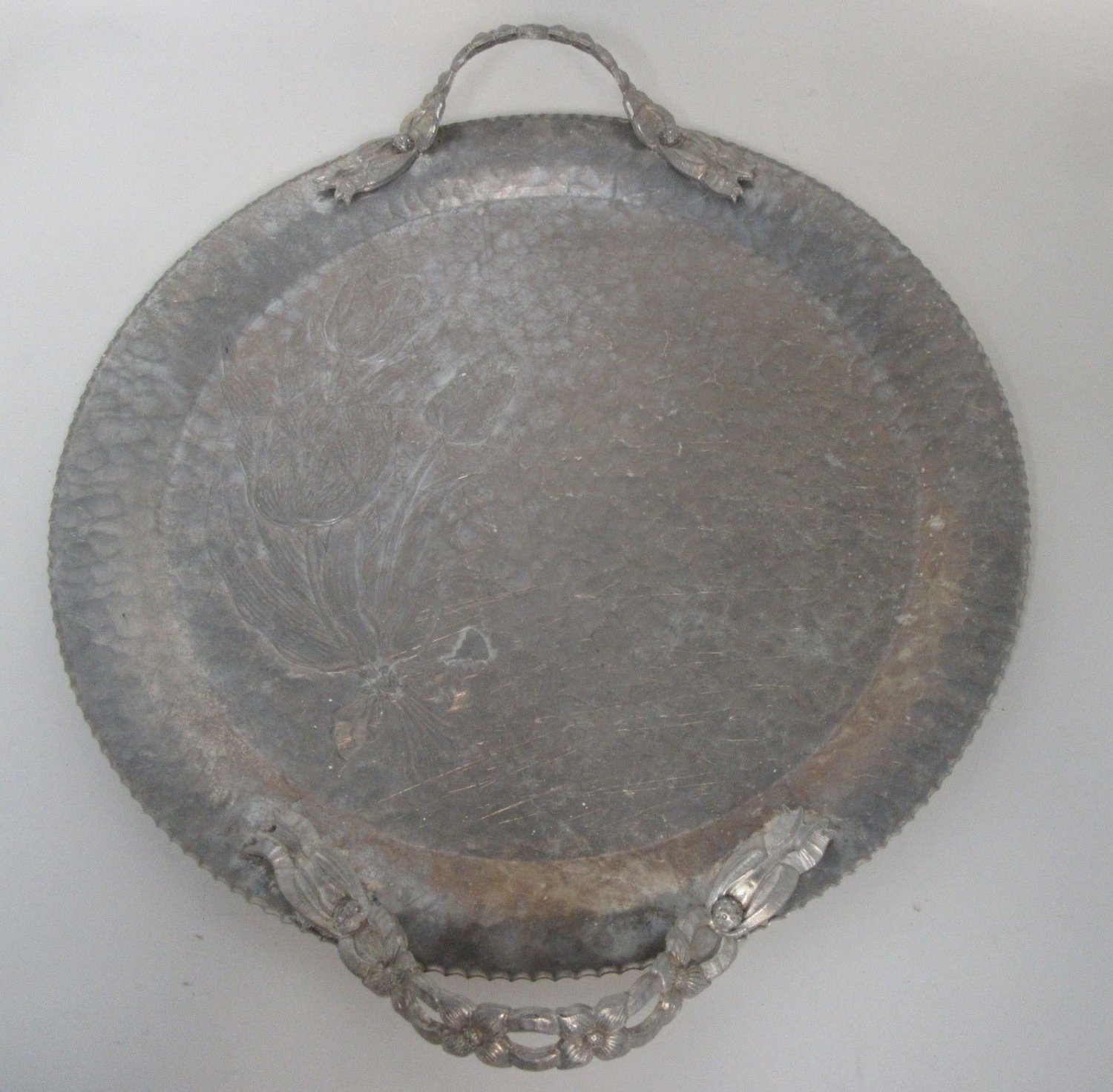 Vtg Aluminum Rodney Kent Round Tulip Tray #409