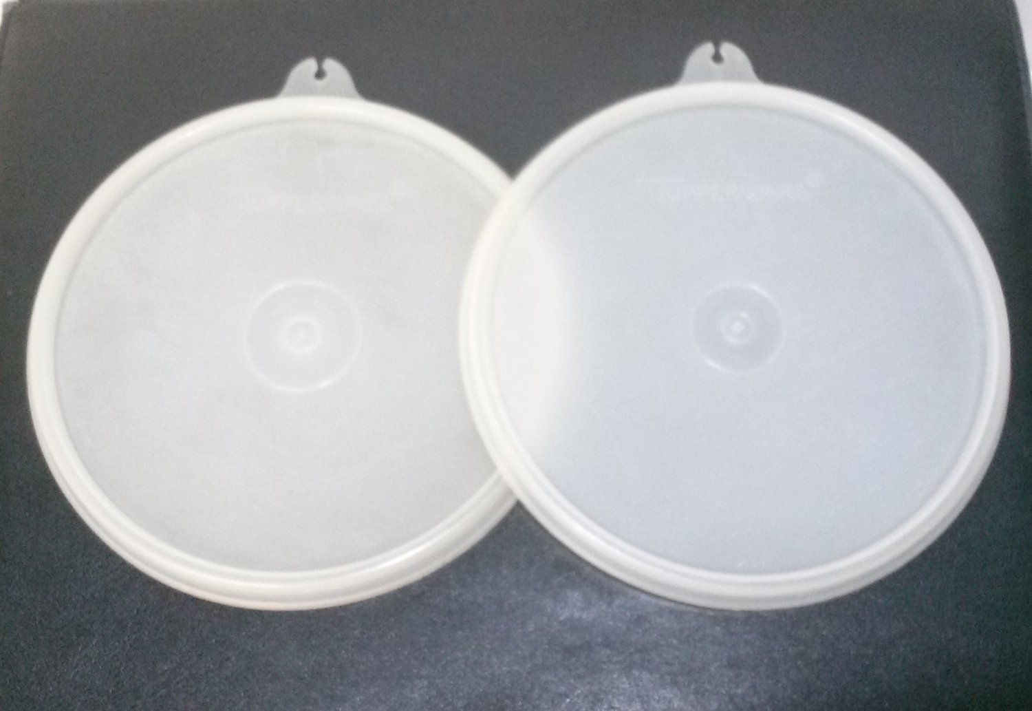 2 TUPPERWARE # 238 Sheer ROUND 5 1/2" (B) SEAL LID -REPLACEMENT PART